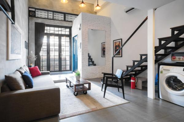 Circadian Industrial Loft In Heritage Building - Ciudad Ho Chi Minh