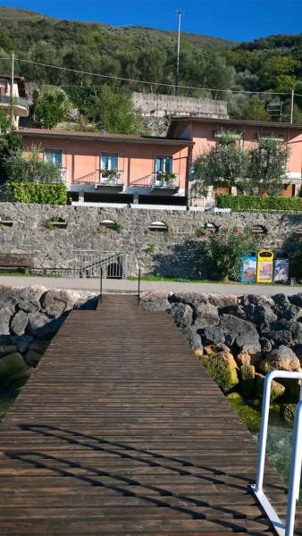 Villa Sul Lago Con Pontile Privato A Brenzone Sul Garda - Unique And Exclusive - Malcesine