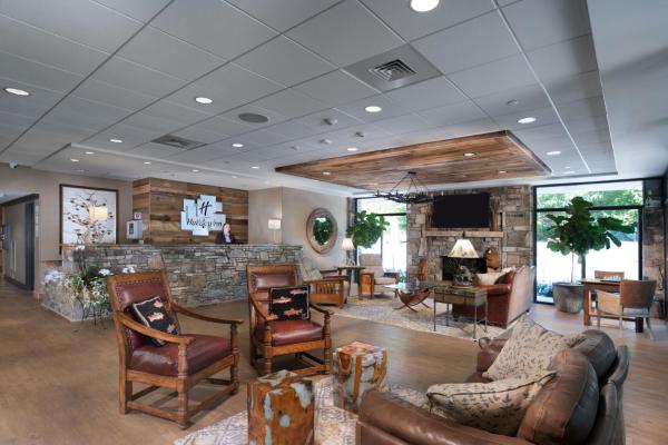 Holiday Inn Asheville East-blue Ridge Pkwy By Ihg - Asheville