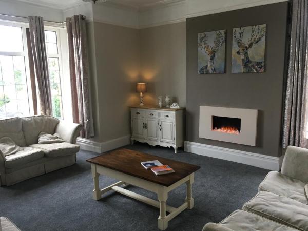 Holly Trees Hotel - Congleton