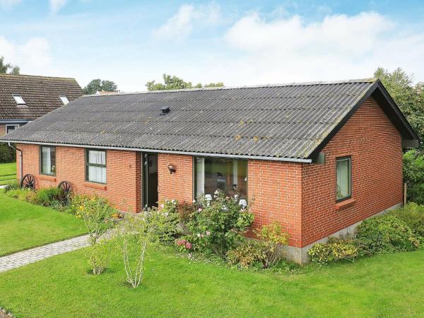 4 Person Holiday Home In ÆRøskøbing-by Traum - Danemark