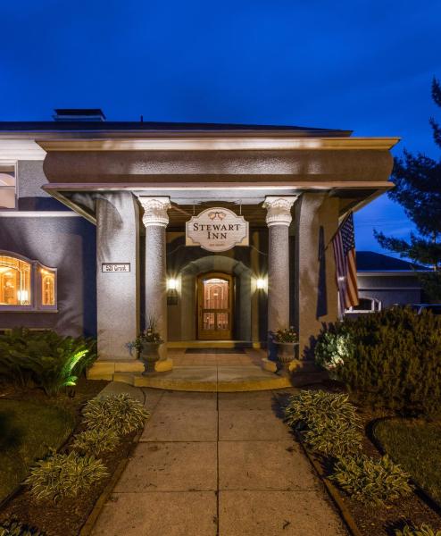 Stewart Inn - Wausau, WI