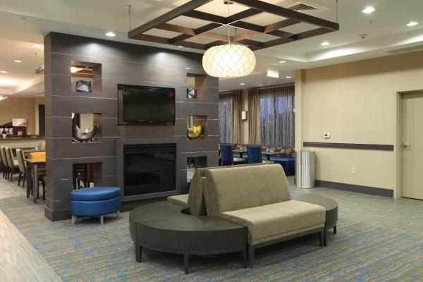 Holiday Inn Express Hotel & Suites Goldsboro - Base Area By Ihg - Seven Springs, NC
