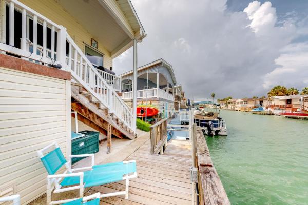 Long Island Village Unit 831 - Port Isabel, TX