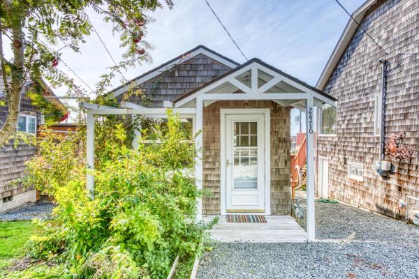 Baerfoot Bungalow - Cannon Beach, OR