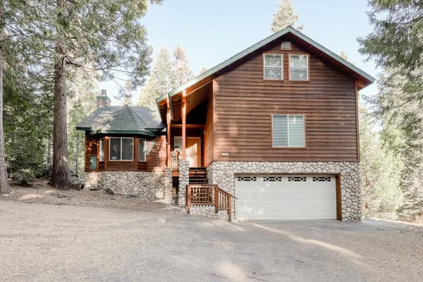 Hatcher's Hideaway - Shaver Lake, CA