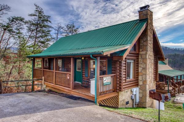 Cuddly Bear Hideaway - Pigeon Forge, TN