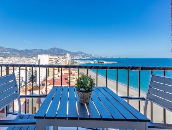 Fuengirola. Bonito Apartamento En Paseo Marítimo. Espectaculares Vistas Al Mar. Primera Línea - Fuengirola
