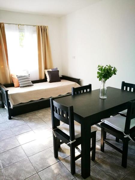 Casa Check In Dpto 2 A 4 Pers - Provincia de La Pampa