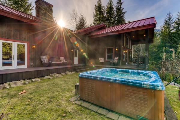 Money Creek Lodge - 5 Bed 2 Bath Vacation Home In Skykomish - Skykomish, WA