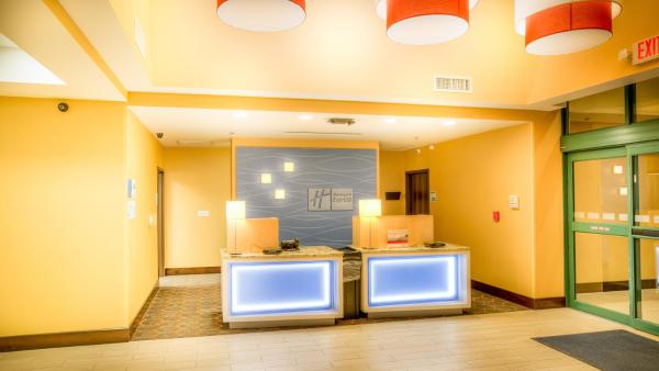 Holiday Inn Express Wichita South By Ihg - Wichita, KS