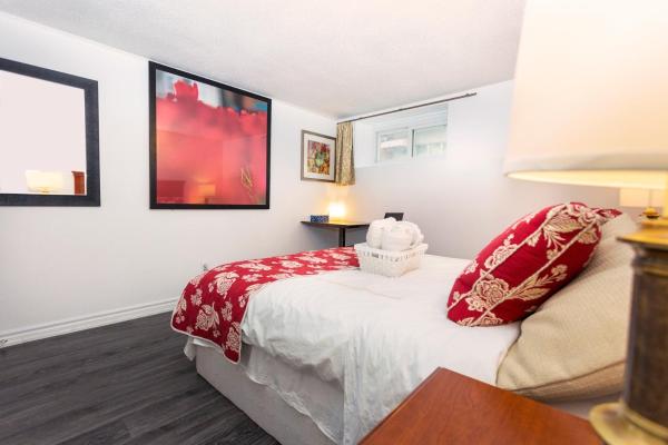 Cozy 3br 2bth Lower Unit, A Min To Hwy401, 404 & Dvp - Toronto