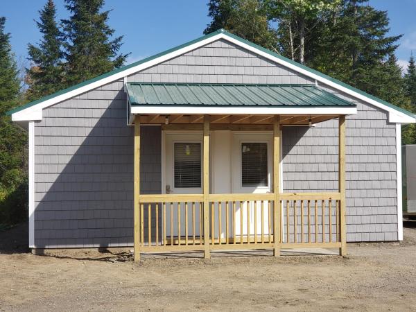 Katahdin's Shadow Lodge - Maine