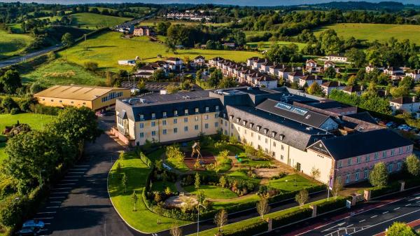 Cavan Crystal Hotel - Cavan