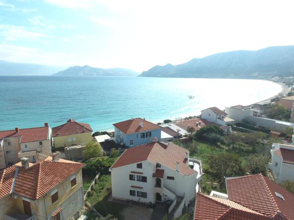 Apartments Irena - Bescanuova