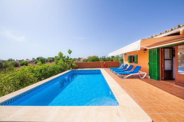 With Pool In A Quiet Location - Villa Ses Salines - Balearic Islands