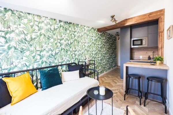 Book Apart Fabryczna - Łódź