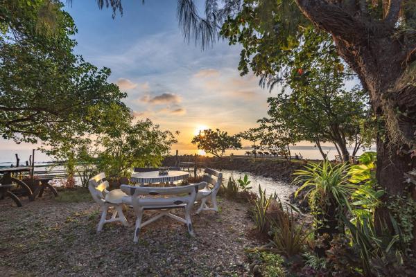 Ta-lay Time(seafront Ac Bungalow With Kitchenette) - Ko Mak
