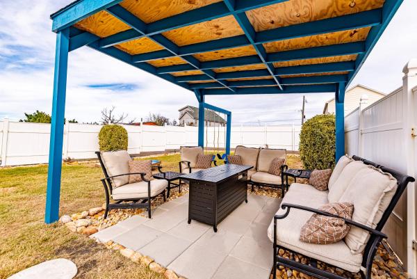 Everybody Loves...sand, Sun & Fun - Kdh Mp 5.5, Ocean View, 100 Yds To Beach, Pool, Fire Pit, Flex Stays - Kill Devil Hills, NC