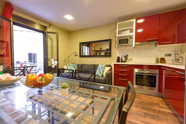Ramblasrentals Cozy Renovated 2br With Balcony Lift 20m Rambla - Parking - Wifi - Viladecans