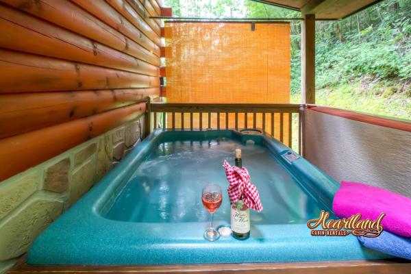 Romantic Retreat - Gatlinburg, TN