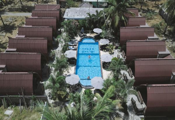 Island Beach Bungalow - Gili Islands