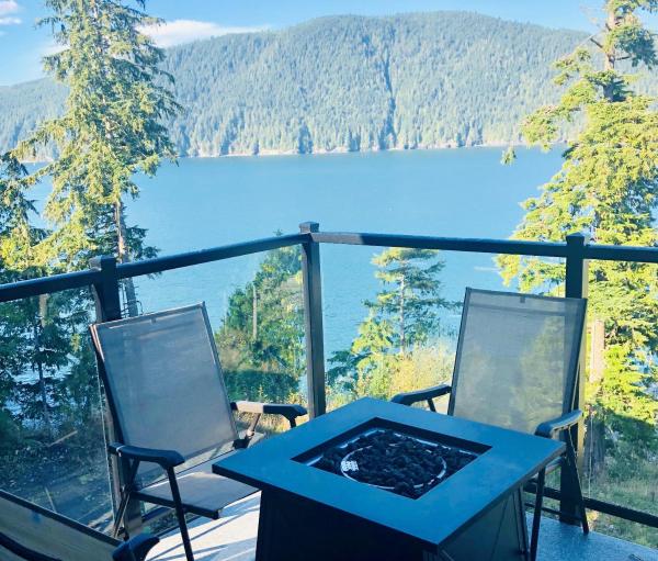 Sandy Feet Retreat Port Renfrew- Oceanfront 2br Modern Cottage - Vancouver Island