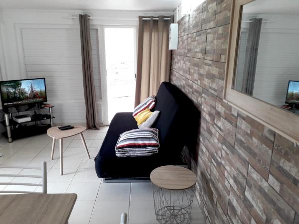 Appartement Charmant à Saint-joseph Avec Jardin Et Terrasse, 60 M² - Fort-de-France