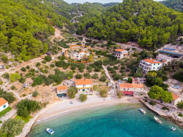 Apartment Robinzon Lantana - Hvar