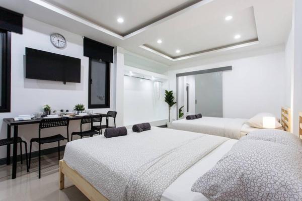 P1 Silom Pan Large Room Full Kitchen Wifi 4-6pax - Bangkok