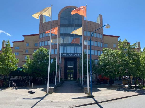 Hotel Arkaden - Bro