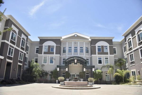 Holiday Inn Express Windsor Sonoma Wine Country By Ihg - Russian River, CA