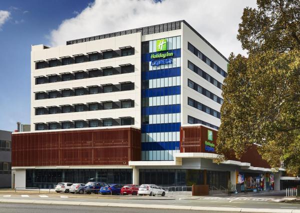 Holiday Inn Express Newcastle By Ihg - Newcastle