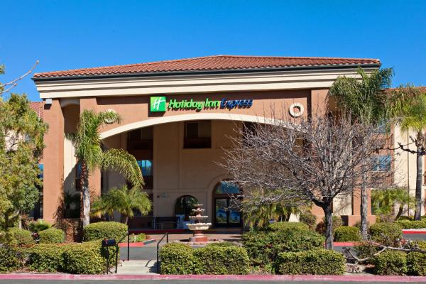 Holiday Inn Express Temecula By Ihg - Temecula, CA