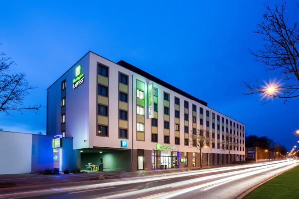 Holiday Inn Express Augsburg By Ihg - Augsburg