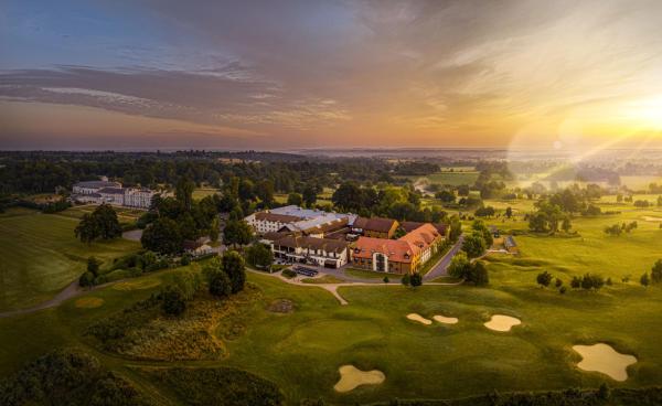 De Vere Wokefield Estate - Reading