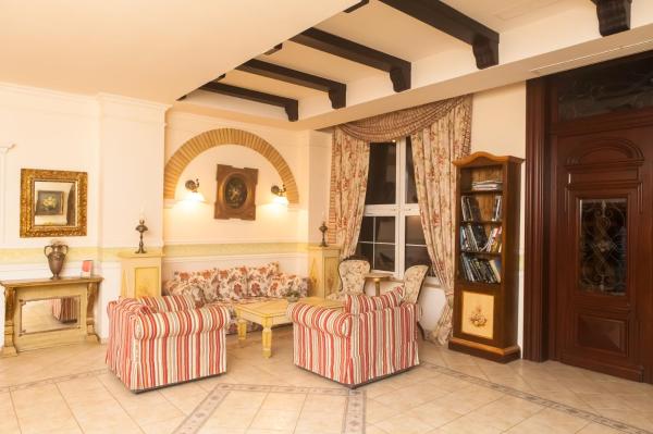 Hotel Casa De La Rosa - Giroc