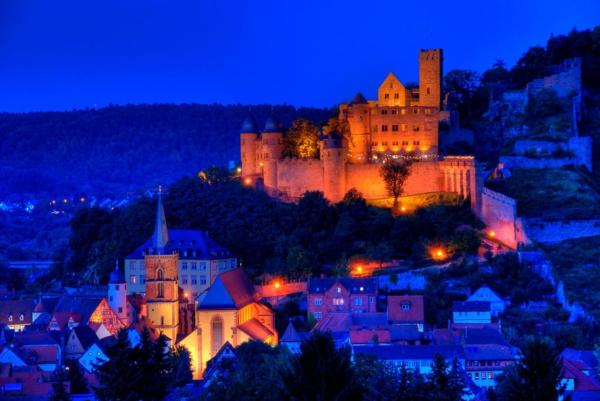 Mainzimmer Business Appartment - Monteurwohnung Mit Burgblick - Wertheim