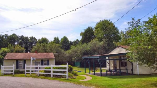 Cottage In Williamsburg / Busch Gardens - Williamsburg, VA