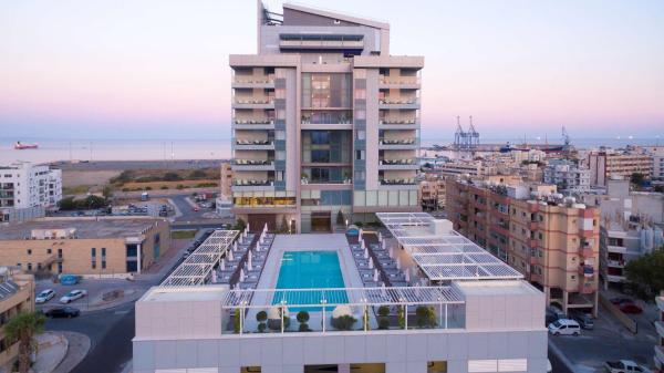Radisson Blu Hotel, Larnaca - Larnaca