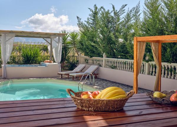 Three Graces Holiday Houses Complex - Zakynthos