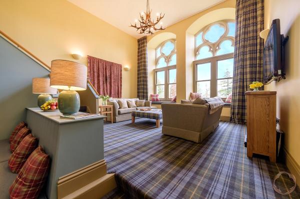Highland Club Direct - Loch Ness