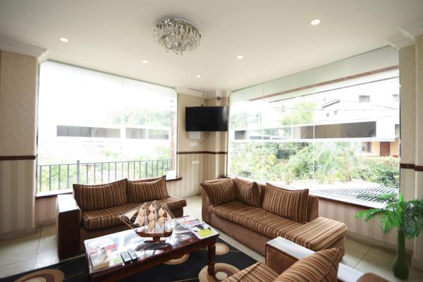 Galaxy City Hotel - 康提