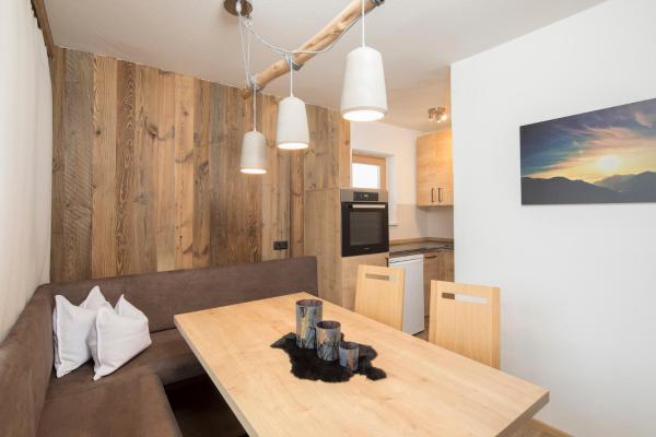 Angerer Alpine Suiten Und Familienappartements Tirol - Fügen