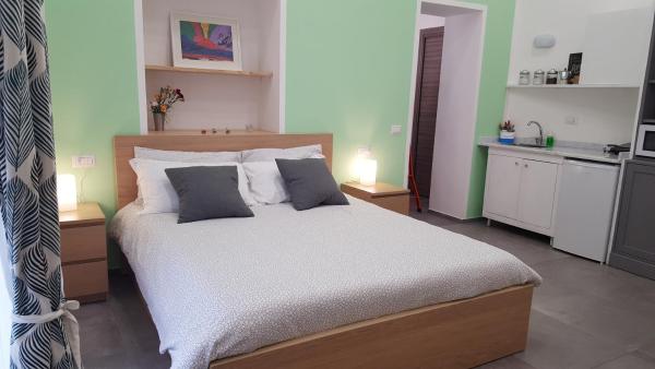 Alyssa House - Napoli