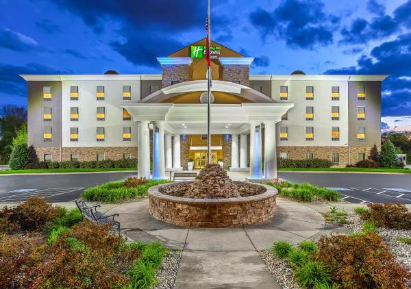 Holiday Inn Express & Suites Morristown By Ihg - White Pine, TN