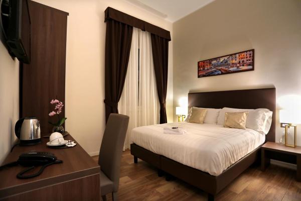 Elegant Rooms Roma - Guest House - Rome