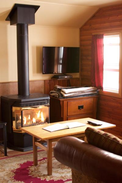 Hillside Bungalows - Banff