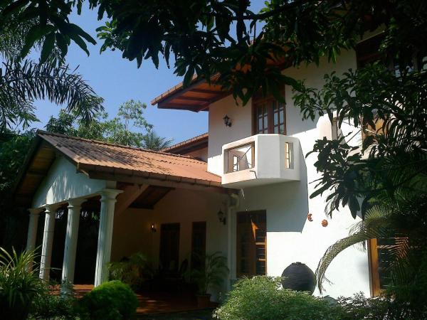Rohan Villa - Hikkaduwa