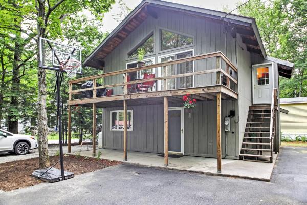 Peaceful Lincoln Chalet Less Than 2 Mi To Loon Mtn Skiing! - New Hampshire